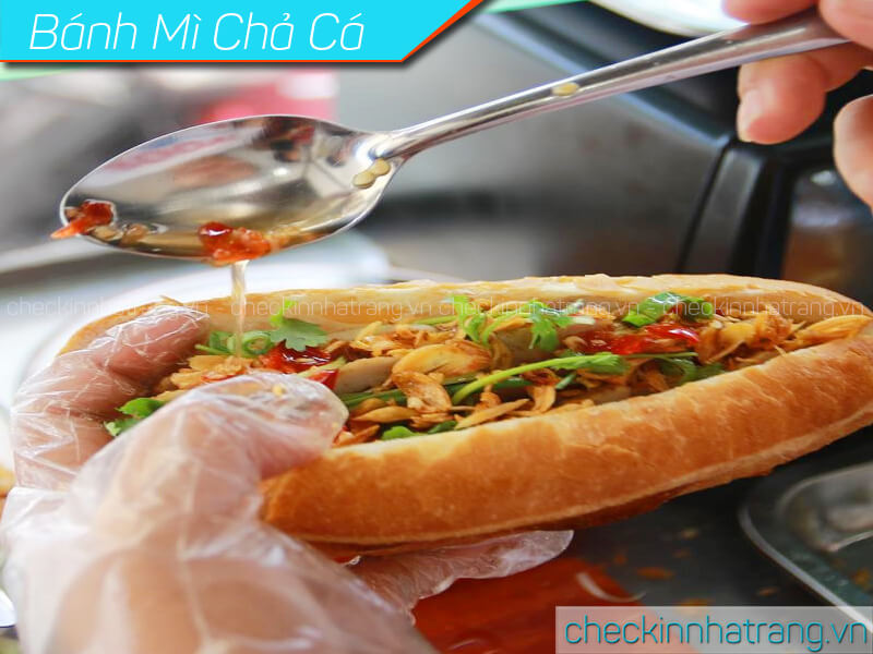 5 Quán Bánh Mì Chả Cá Nha Trang Ngon Khó Cưỡng 2025 - Checkin Nha Trang